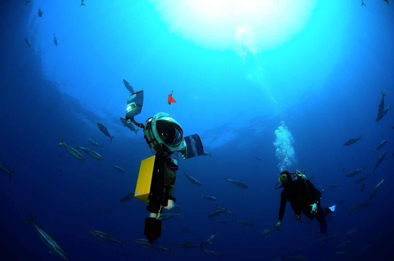 Developing New Tools to Unlock Mysteries of the Twilight Zone • MBARI