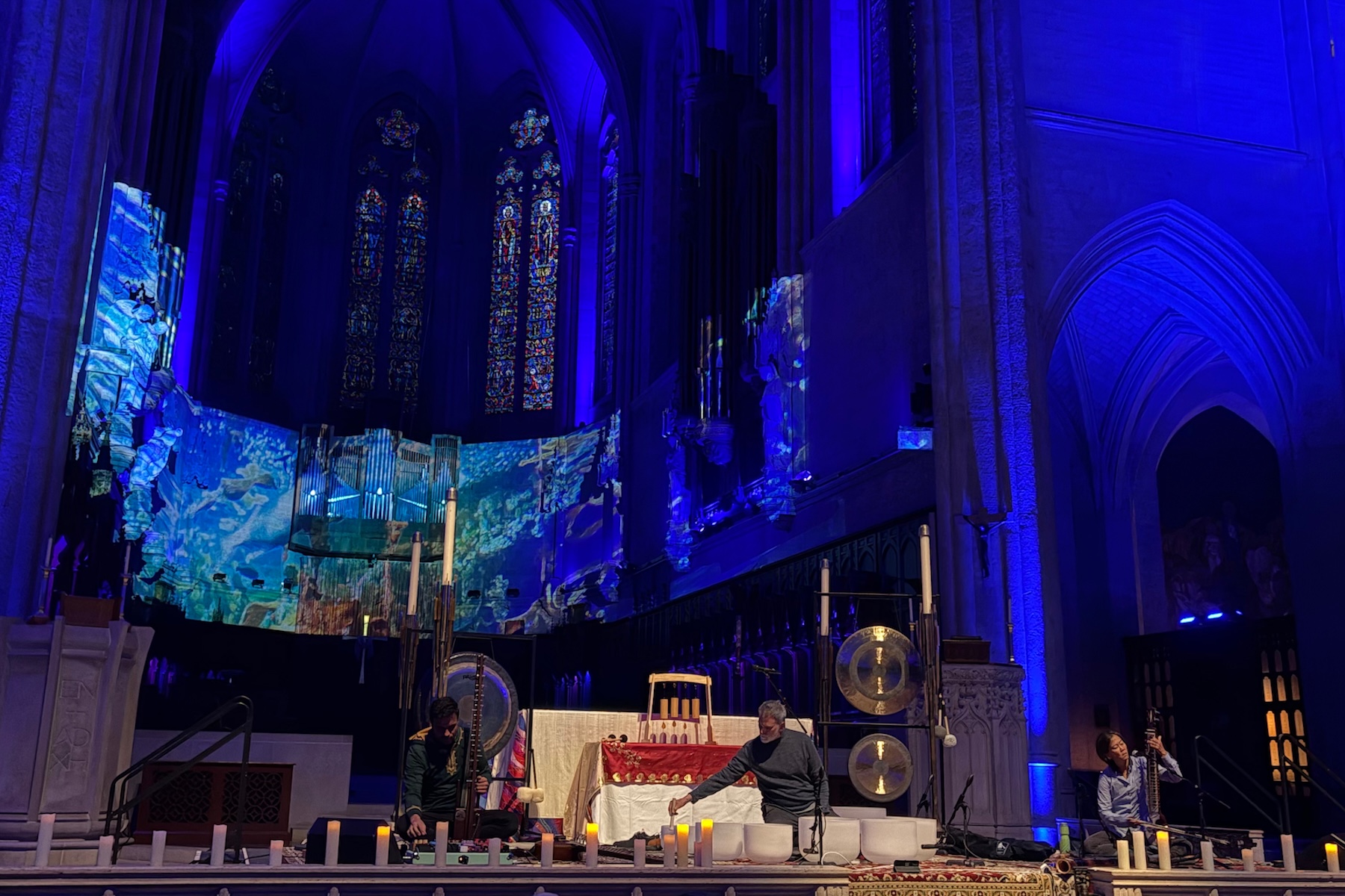 MBARI partners with Grace Cathedral for an immersive oceanic sound bath ...